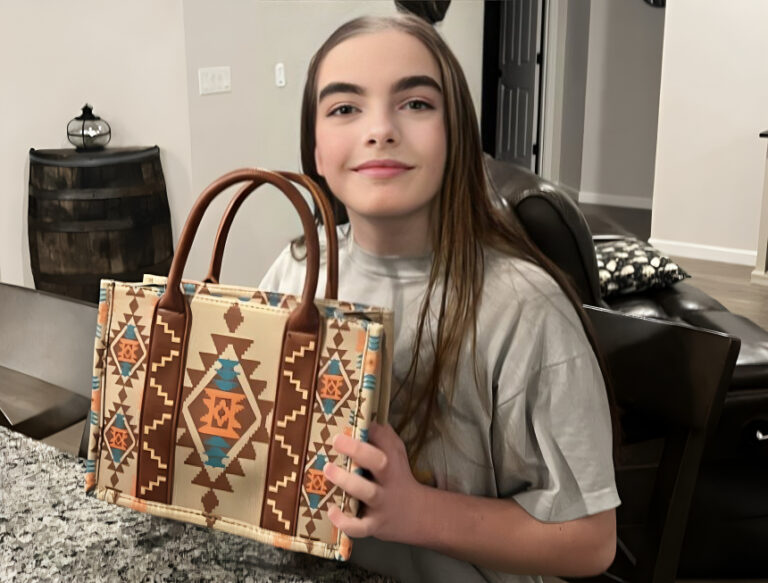 Top 9 Wrangler Tote Bags: Reviews and Fall Collection 2024 - Village ...